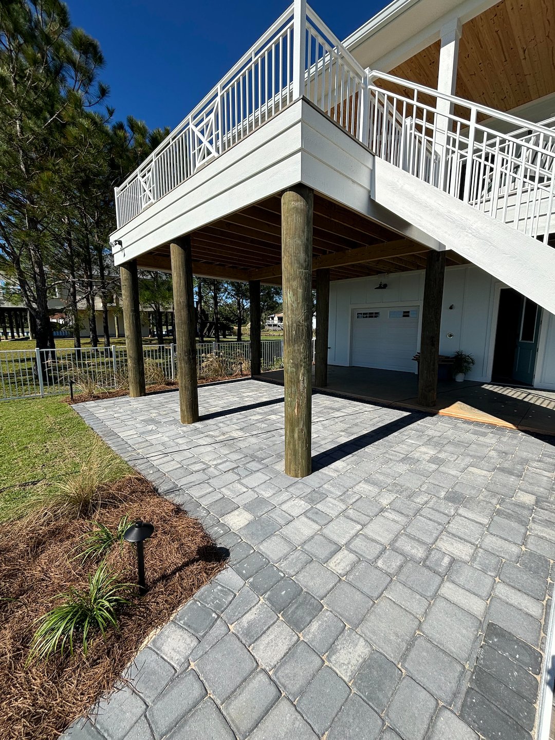 Elevating Outdoor Living: A Stunning Gulf Breeze Landscape Transformation
